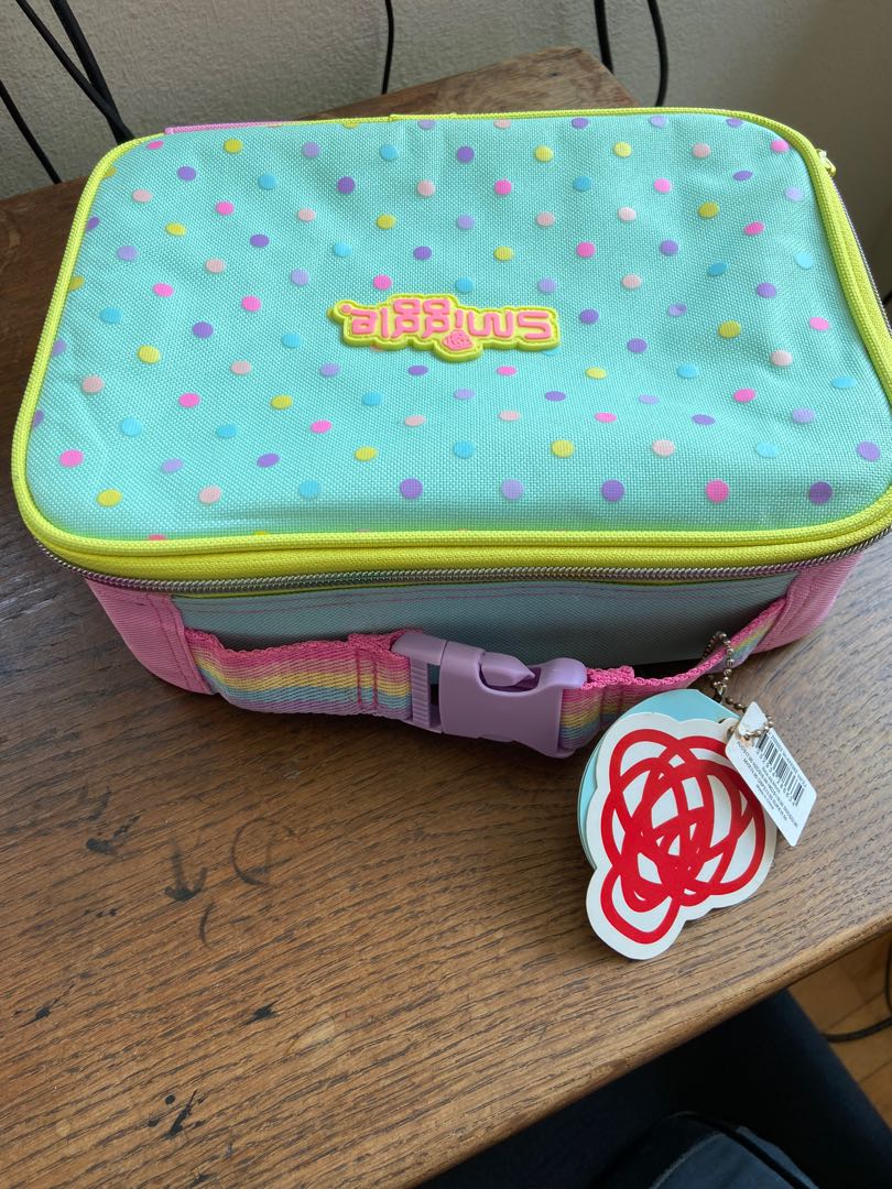 Smiggle lunch box, Babies & Kids, Babies & Kids Fashion on Carousell