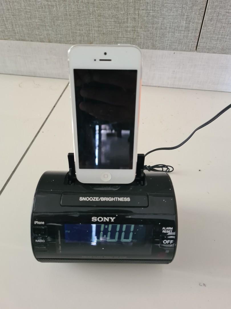 Sony clock and alarm, Furniture & Home Living, Home Decor, Clocks on ...