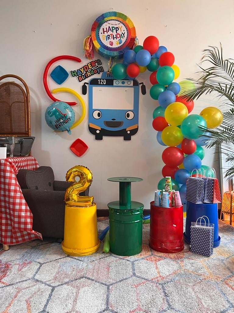 Tayo theme Birthday Decoration Pedestal Stand, Hobbies & Toys ...