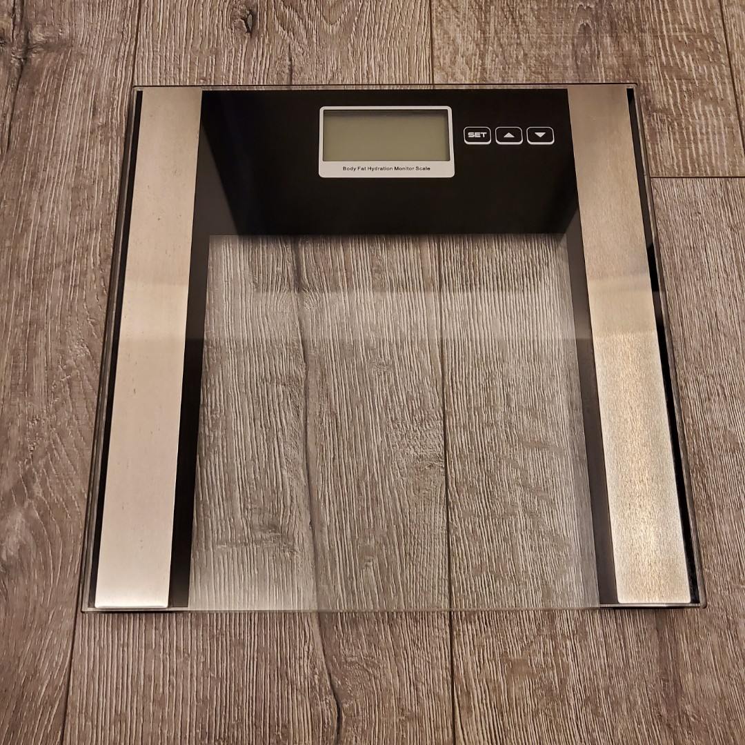 Watson Weighing Scale, Health & Nutrition, Health Monitors & Weighing ...