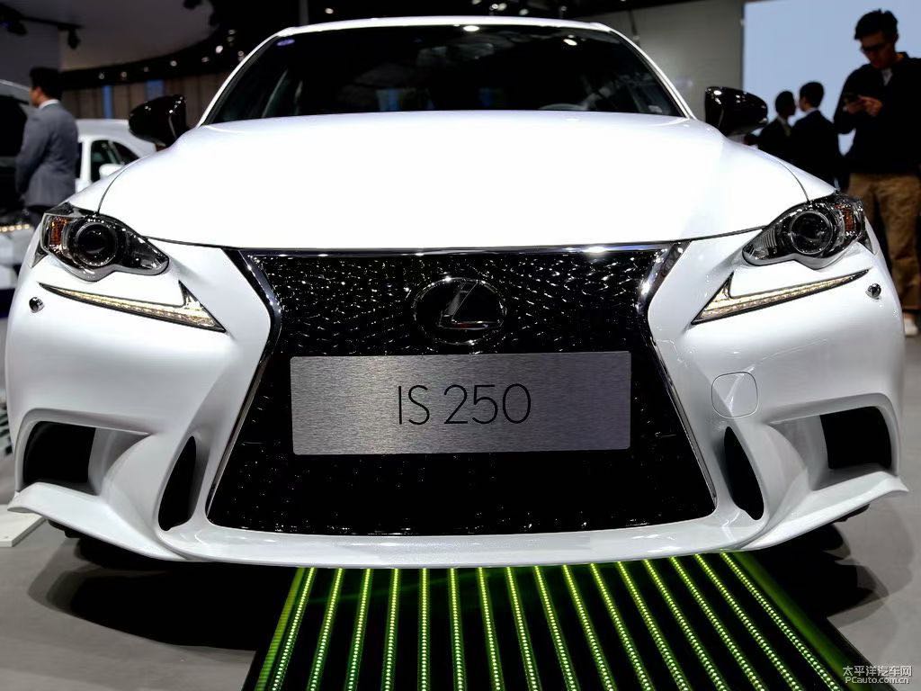 2013 - 2016 Lexus IS Conversion to F sport front bumper, Car ...