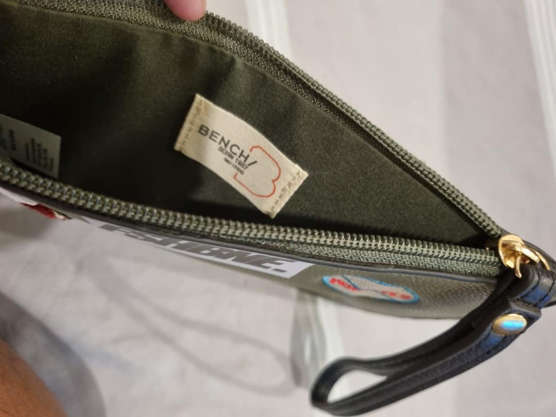 Bench 90s logo pouch, Women's Fashion, Bags & Wallets, Purses & Pouches ...