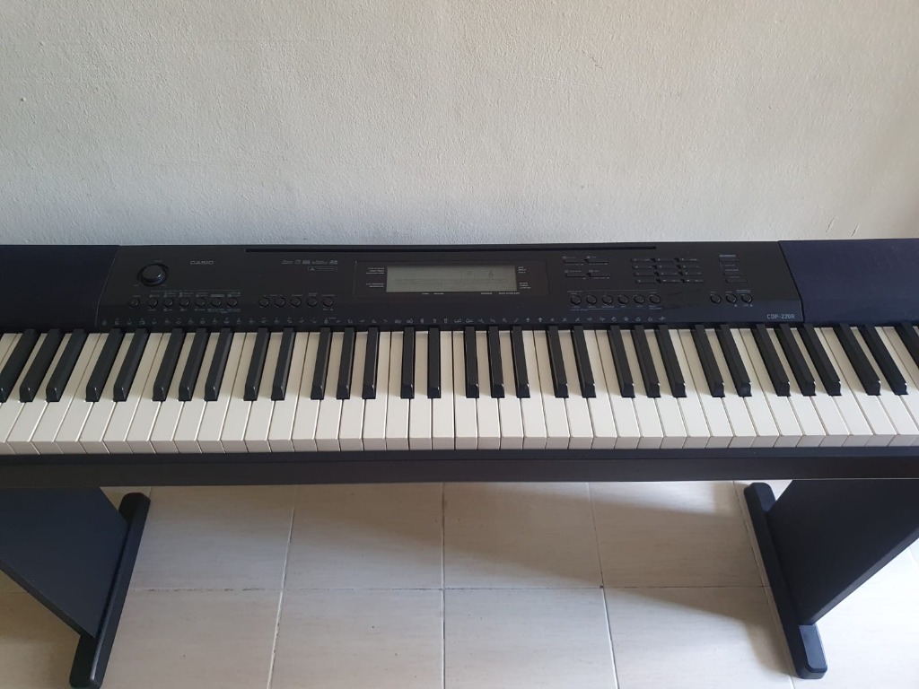 Casio CDP220R, Hobbies & Toys, Music & Media, Musical Instruments on ...