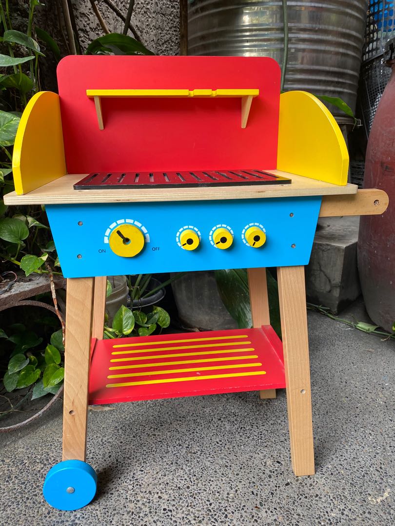 Cook 'N Grill Wood Toy BBQ Set Wooden Barbecue Toy, Hobbies & Toys ...
