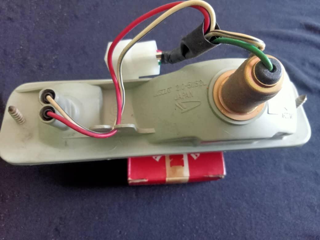 Daihatsu Charade G11 lampu signal bumper depan original made in japan ...
