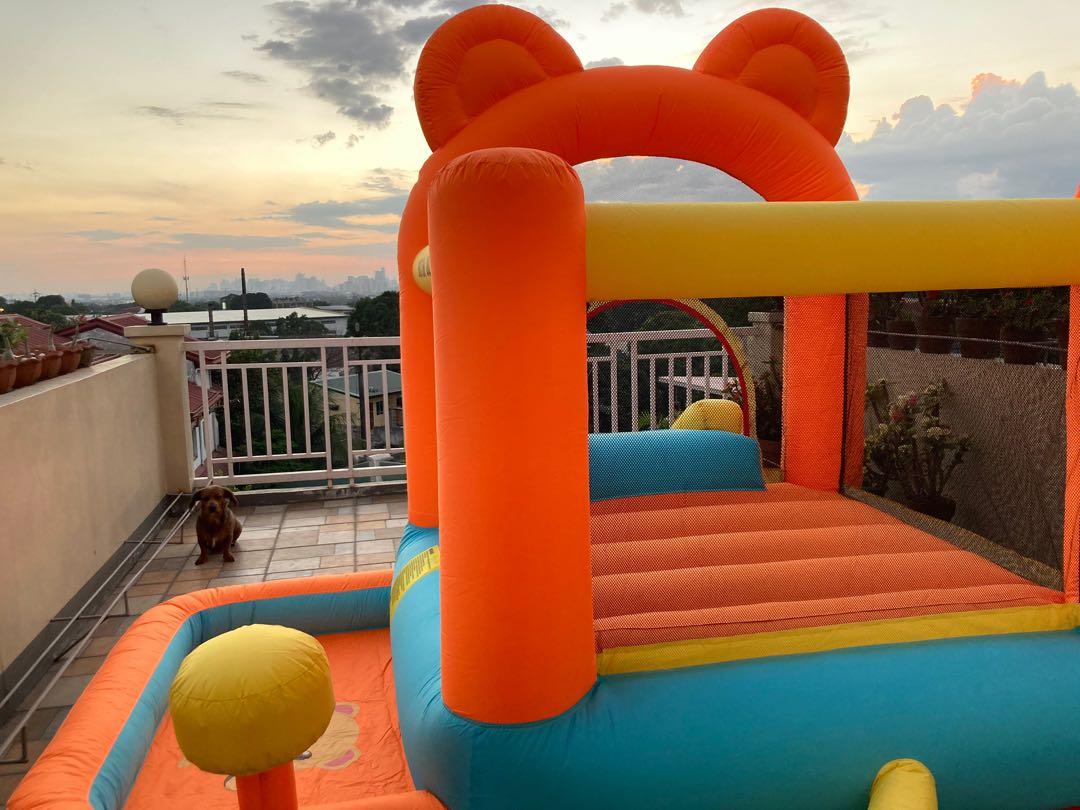 Doctor Dolphin Inflatable, Hobbies & Toys, Toys & Games on Carousell