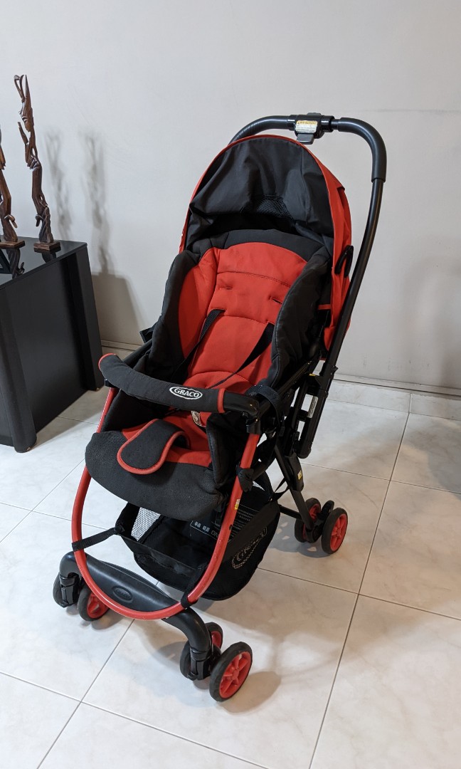 Graco lightweight stroller, Babies & Kids, Going Out, Strollers on ...