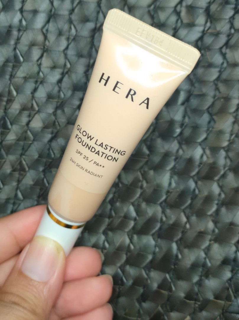 Hera Glow Lasting Foundation 10ml 21N1, Beauty & Personal Care, Face ...