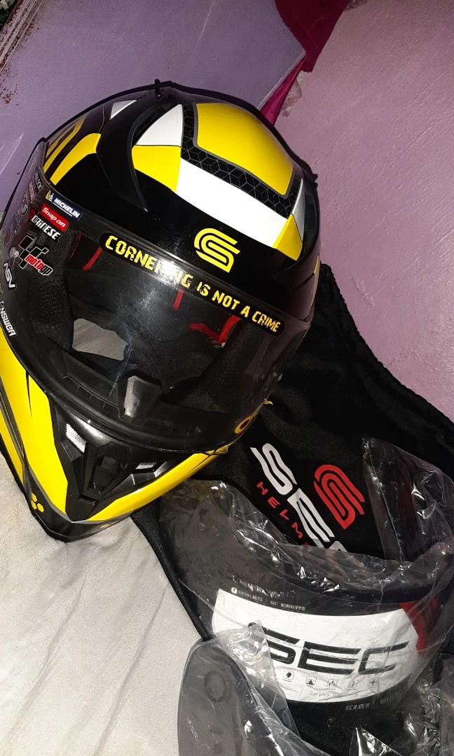 Hive Sec Full Face Helmet, Motorbikes, Motorbike Parts & Accessories ...