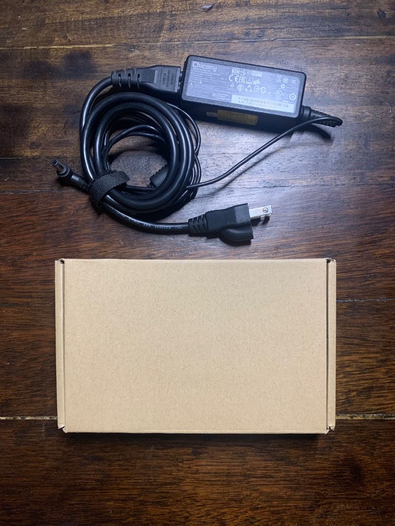 BROKEN Laptop Charger, Computers & Tech, Parts & Accessories, Laptop ...