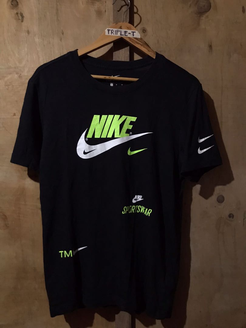 NIKE CHECKS, Men's Fashion, Tops & Sets, Tshirts & Polo Shirts on Carousell