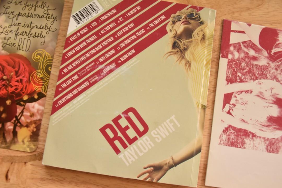RED Zinepak US edition - Taylor Swift, Hobbies & Toys, Music & Media ...