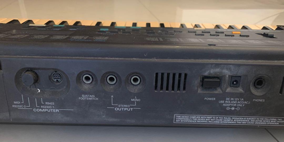 Roland Electronic Keyboard E38, Hobbies & Toys, Music & Media, Musical ...