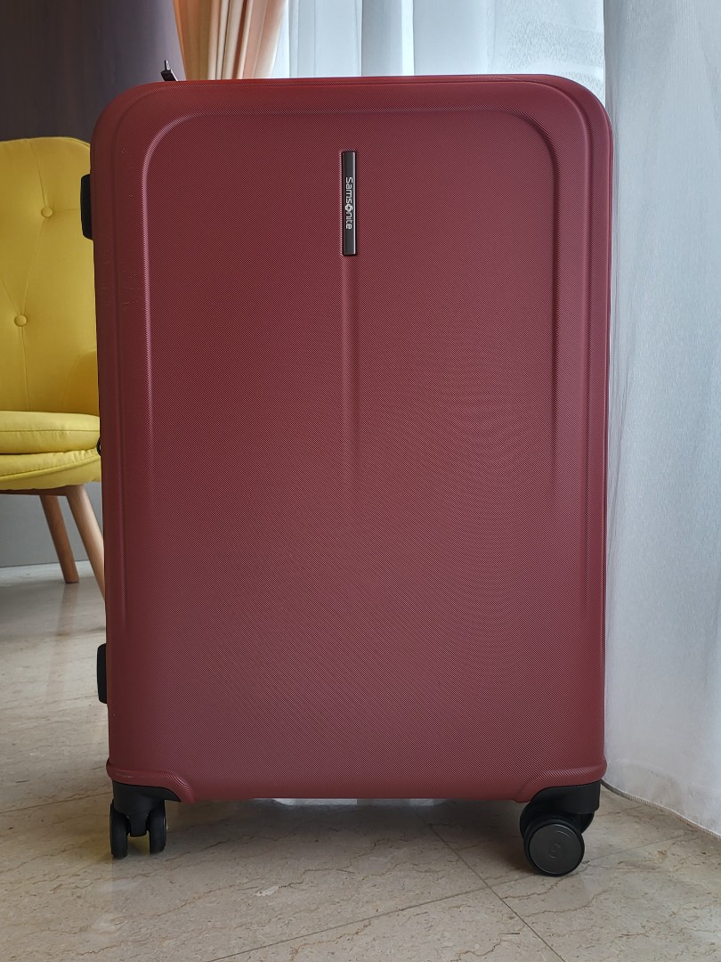 Samsonite Red Spinner 68/25 Expandable, Hobbies & Toys, Travel, Luggage ...