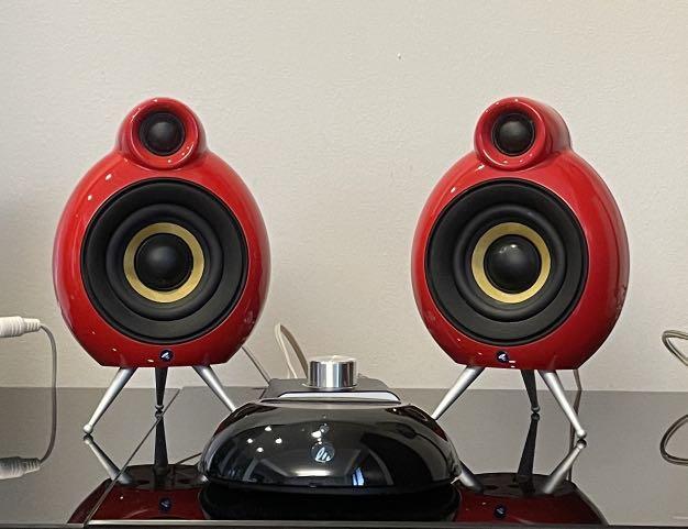 Scandyna Micropod Bluetooth speakers with dock and remote control ...