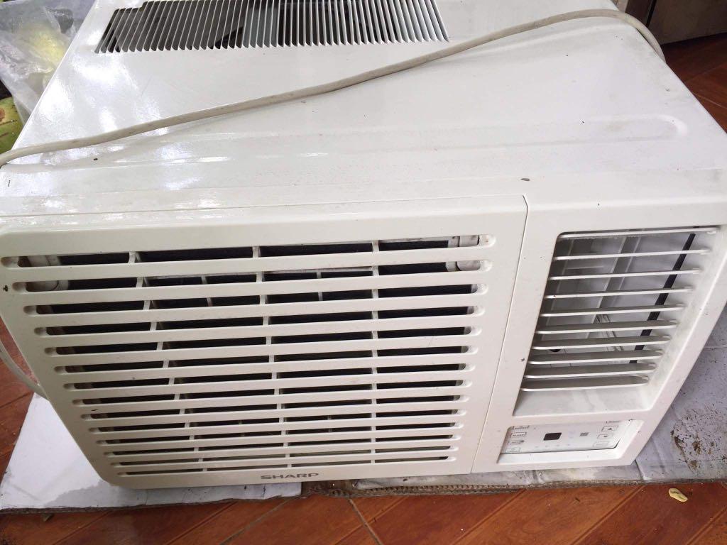 SHARP 2HP REMOTE WINDOW TYPE AIRCON, NON INVERTER, TV & Home Appliances ...