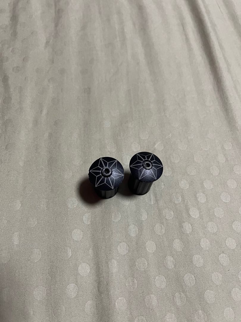 SUPACAZ Drop Bar End Plugs, Sports Equipment, Bicycles & Parts, Parts ...