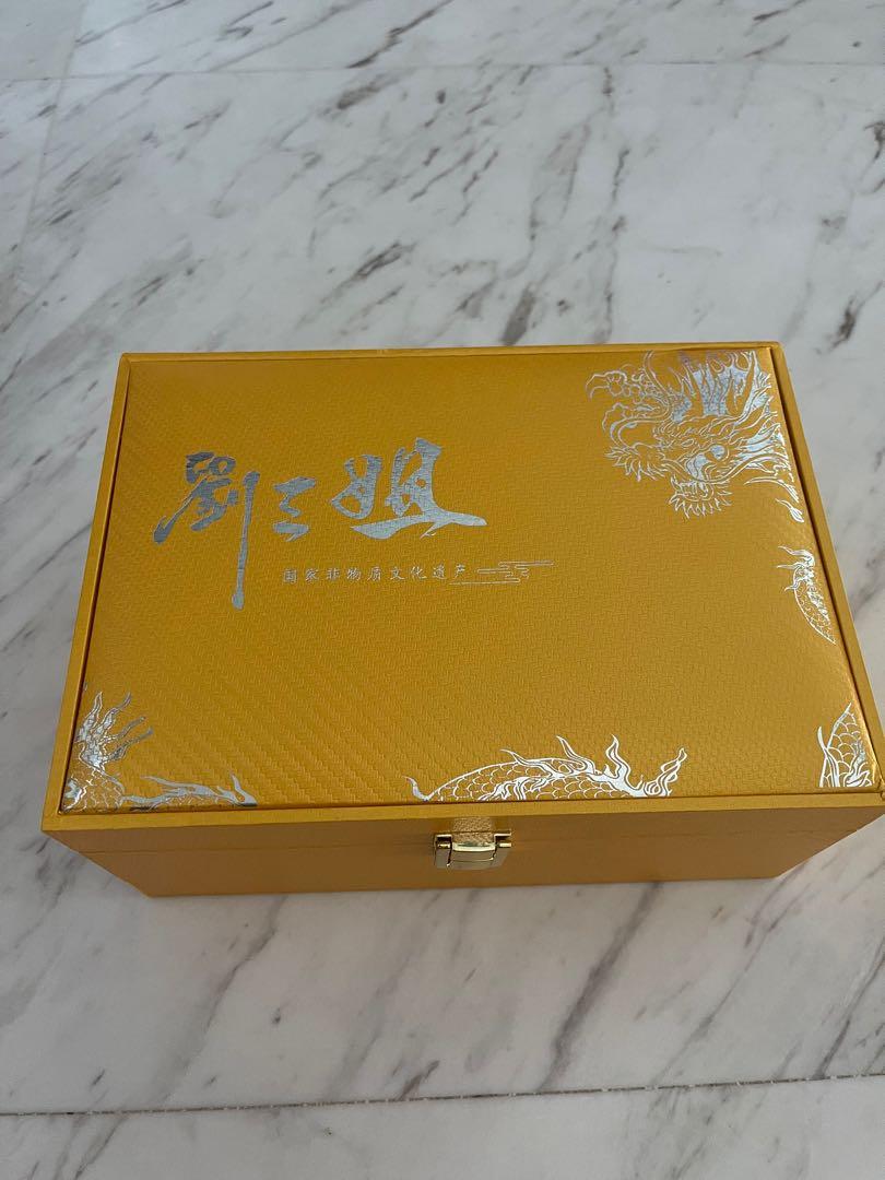 Traditional Chinese storage box, Hobbies & Toys, Memorabilia ...