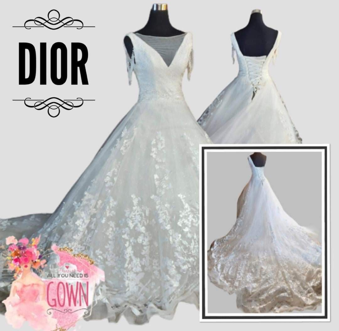 USED LUXURY GOWN, Women's Fashion, Dresses & Sets, Evening dresses ...