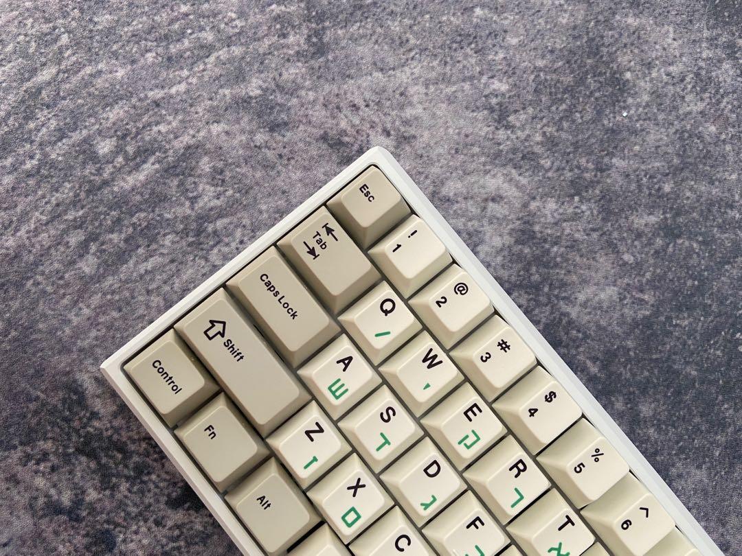 Angel 65 White Keyboard (Brand New), Computers & Tech, Parts ...