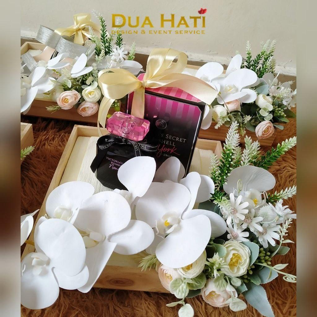 Dulang Hantaran Par Kahwin Nikah Tunang Sanding, Hobbies & Toys ...