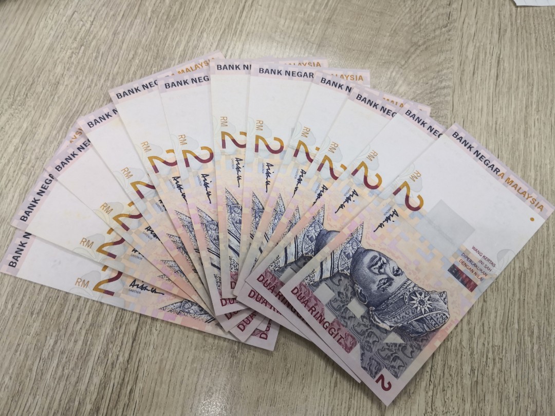 Malaysia RM2 Two Different Signature, Hobbies & Toys, Memorabilia ...