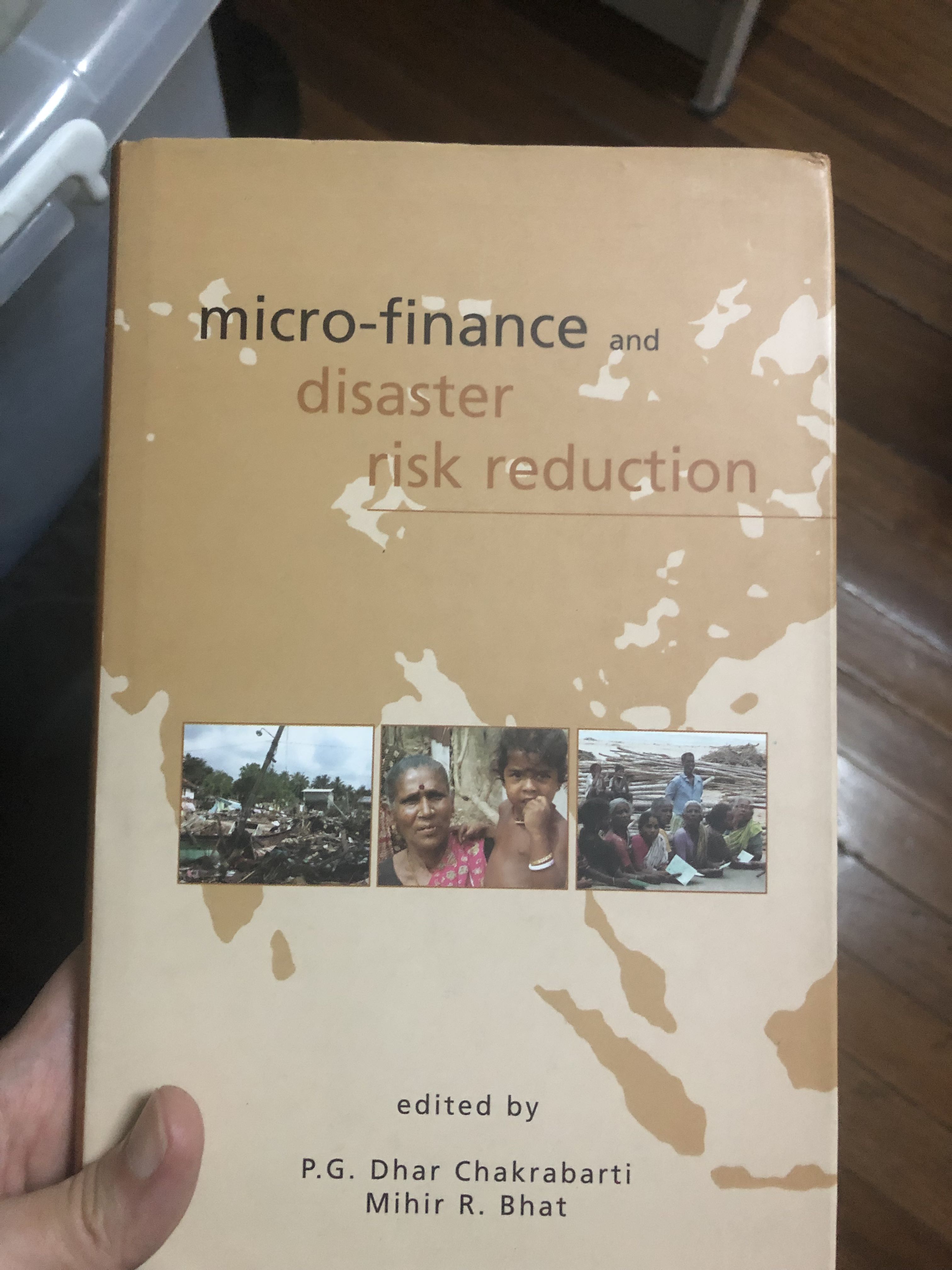 Microfinance, Chakrabarti, Hobbies & Toys, Books & Magazines, Textbooks ...