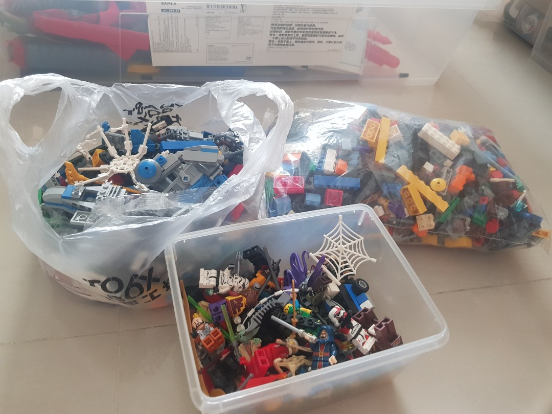 Mixed lego pieces and items, Hobbies & Toys, Toys & Games on Carousell