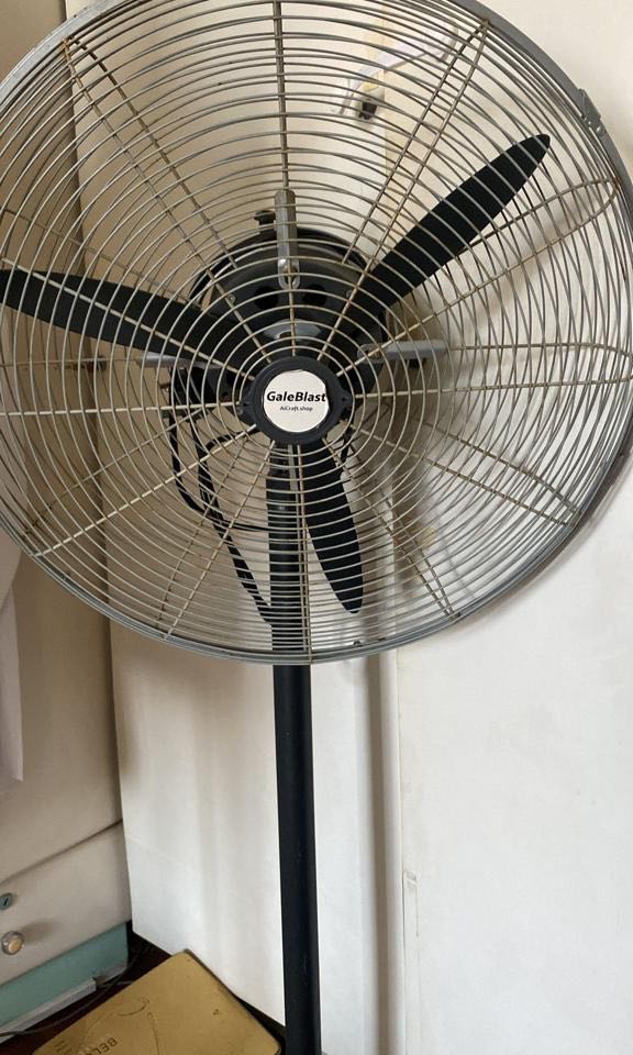 Powerful standing fan, Furniture & Home Living, Lighting & Fans, Fans ...