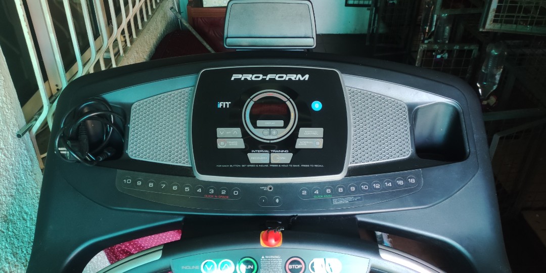 PRO-FORM performance 400i Treadmill, Sports Equipment, Other Sports ...