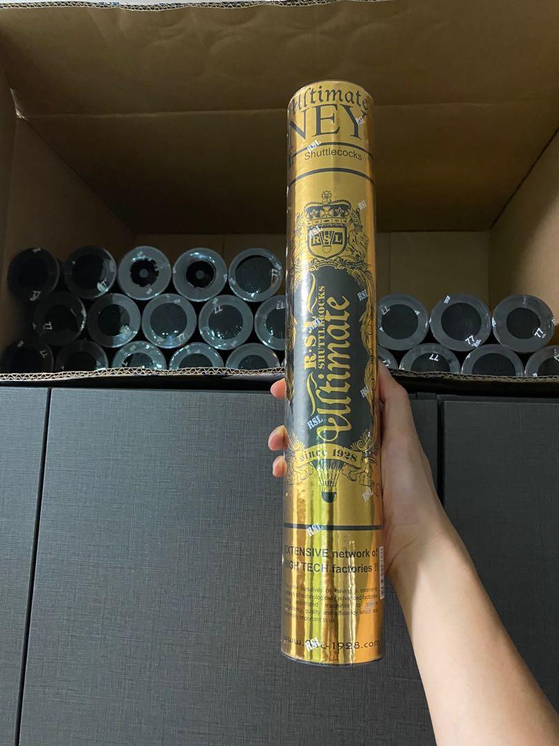 RSL Ultimate, RSL Supreme, Apacs 700 and RSL used shuttlecock , Sports ...
