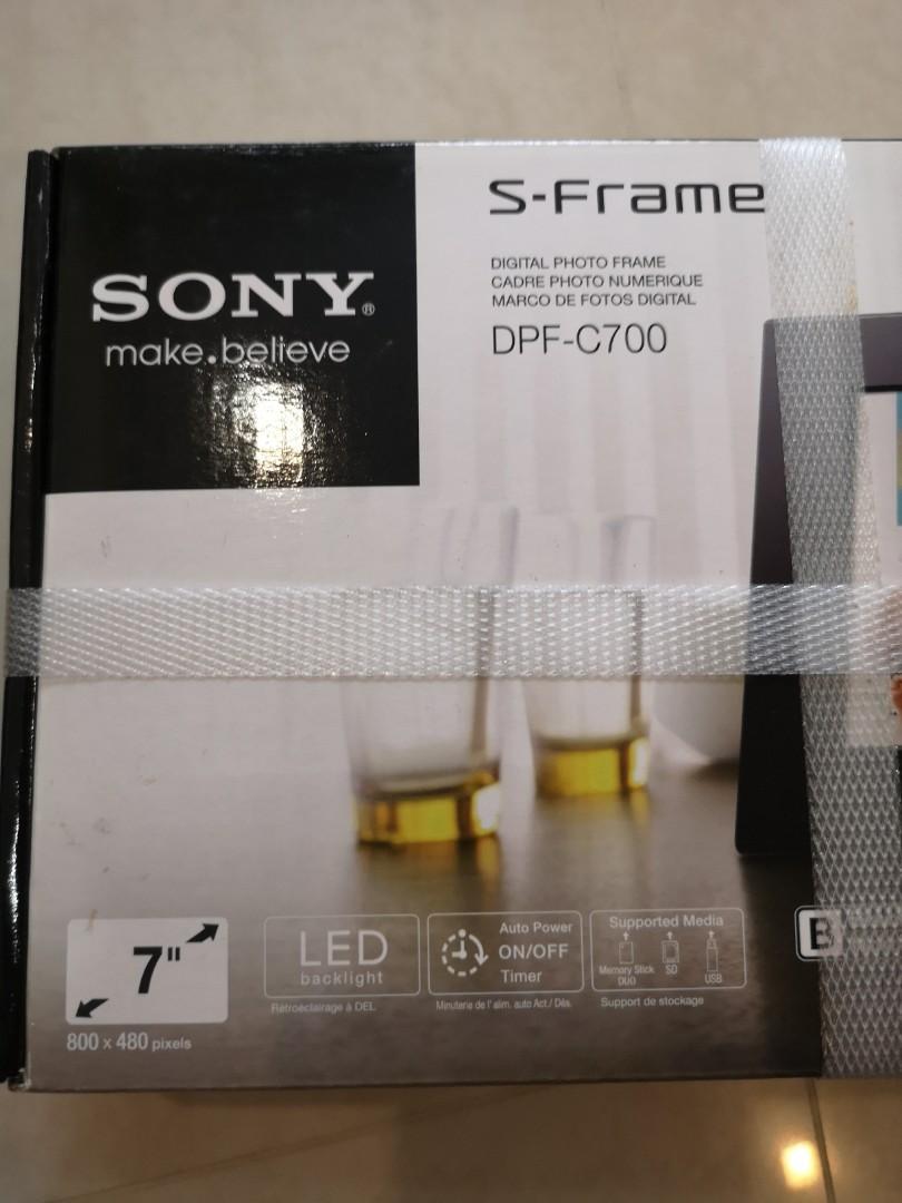 SONY S-Frame Digital Photo Frame DPF-C700, Furniture & Home Living ...
