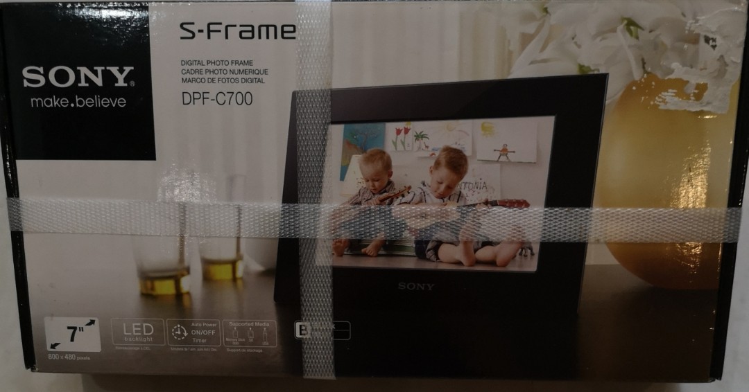 SONY S-Frame Digital Photo Frame DPF-C700, Furniture & Home Living ...