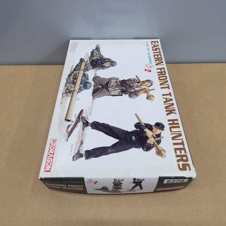全新絕版 Dragon 威龍 6279 (2006年)-1/35-德國東線坦克獵人 / Eastern Front Tank Hunters ...