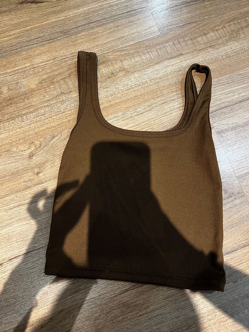 Brown top, Women's Fashion, Tops, Sleeveless on Carousell