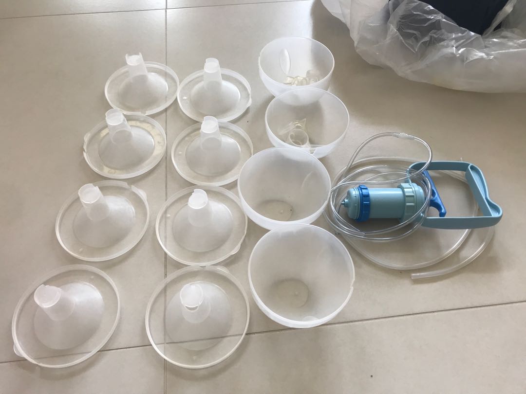 Freemie cups set with manual pump, Babies & Kids, Nursing & Feeding ...