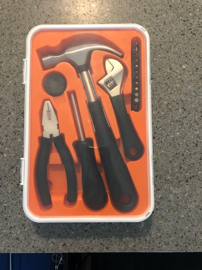 IKEA FIXA 17-piece toolset, Furniture & Home Living, Home Improvement ...