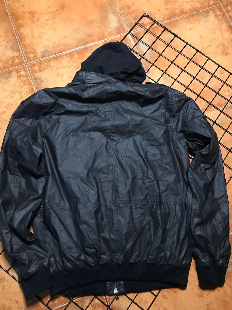 KREW Quillted jacket, Men's Fashion, Coats, Jackets and Outerwear on ...