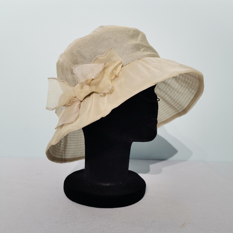 Maxim Japan Hat, Women's Fashion, Watches & Accessories, Hats & Beanies ...