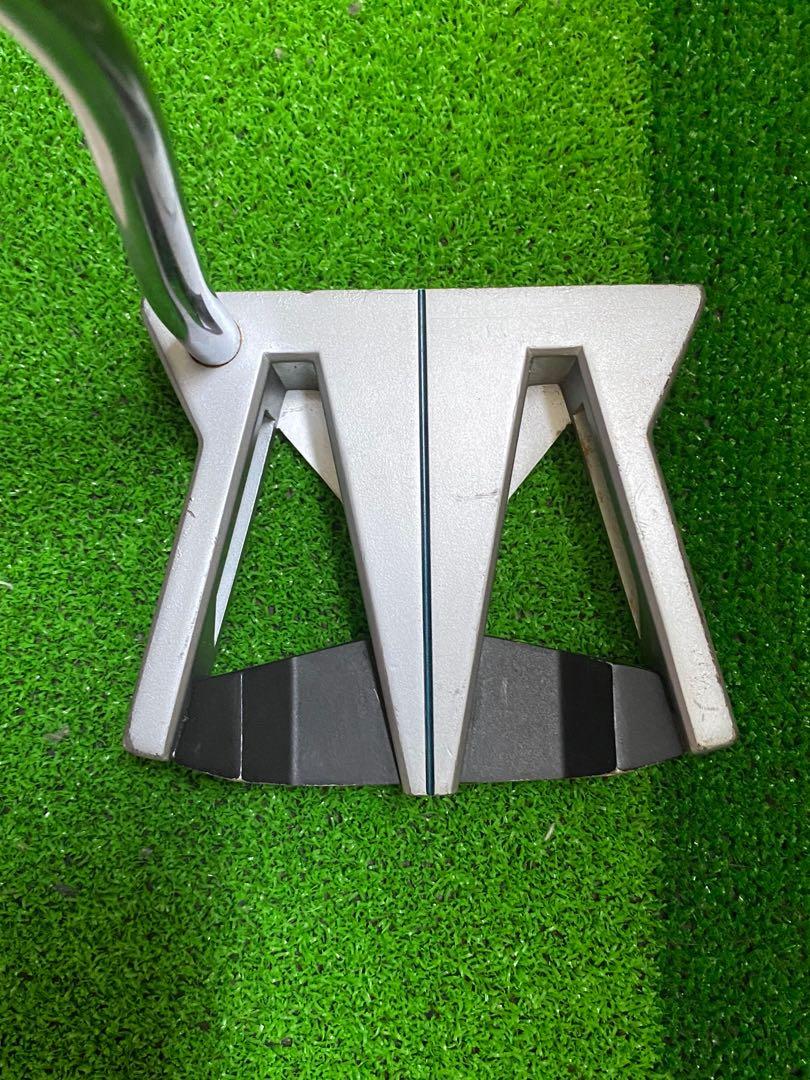 Nike Golf 32" Method Core Drone 2.0 Putter, Sports Equipment, Sports ...