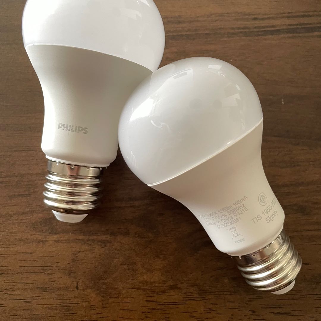 Philips E27 12W 3000K LED Bulb, Furniture & Home Living, Lighting ...