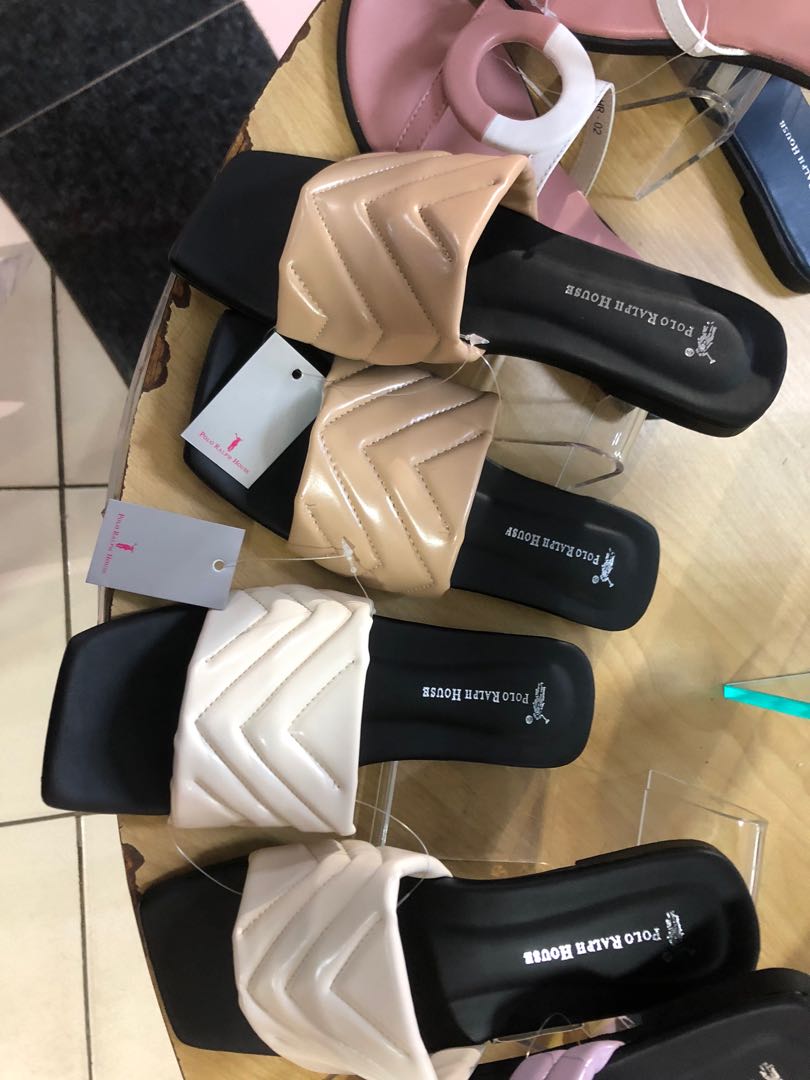 Polo ralph sendal, Fesyen Wanita, Sepatu di Carousell