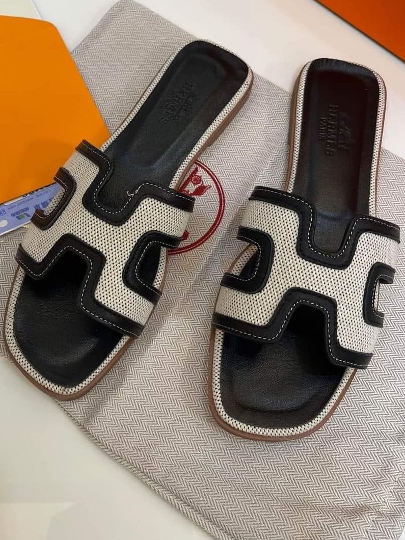 slipper size 35-40, Women's Fashion, Footwear, Slippers and slides on ...