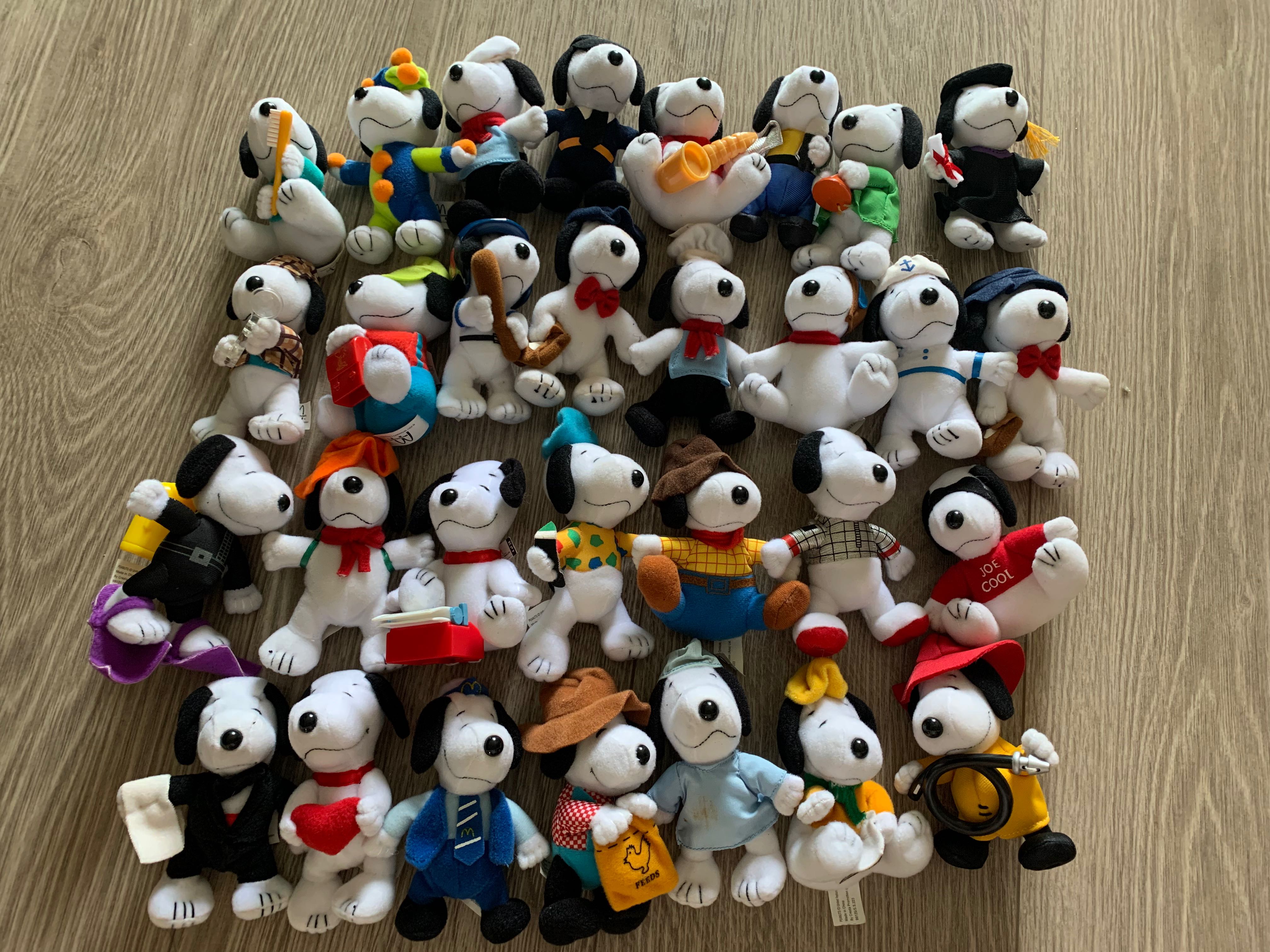 Snoopy Collection (McDonald's), Hobbies & Toys, Toys & Games on Carousell