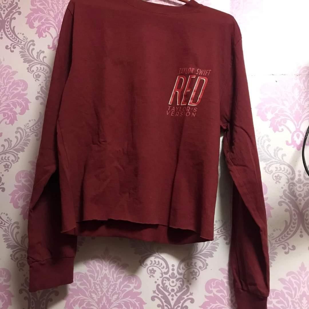 Taylor Swift RED TV Merch, Hobbies & Toys, Memorabilia & Collectibles ...