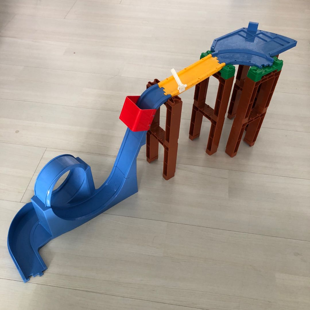 Tomica car track Big loop road set, Hobbies & Toys, Toys & Games on ...