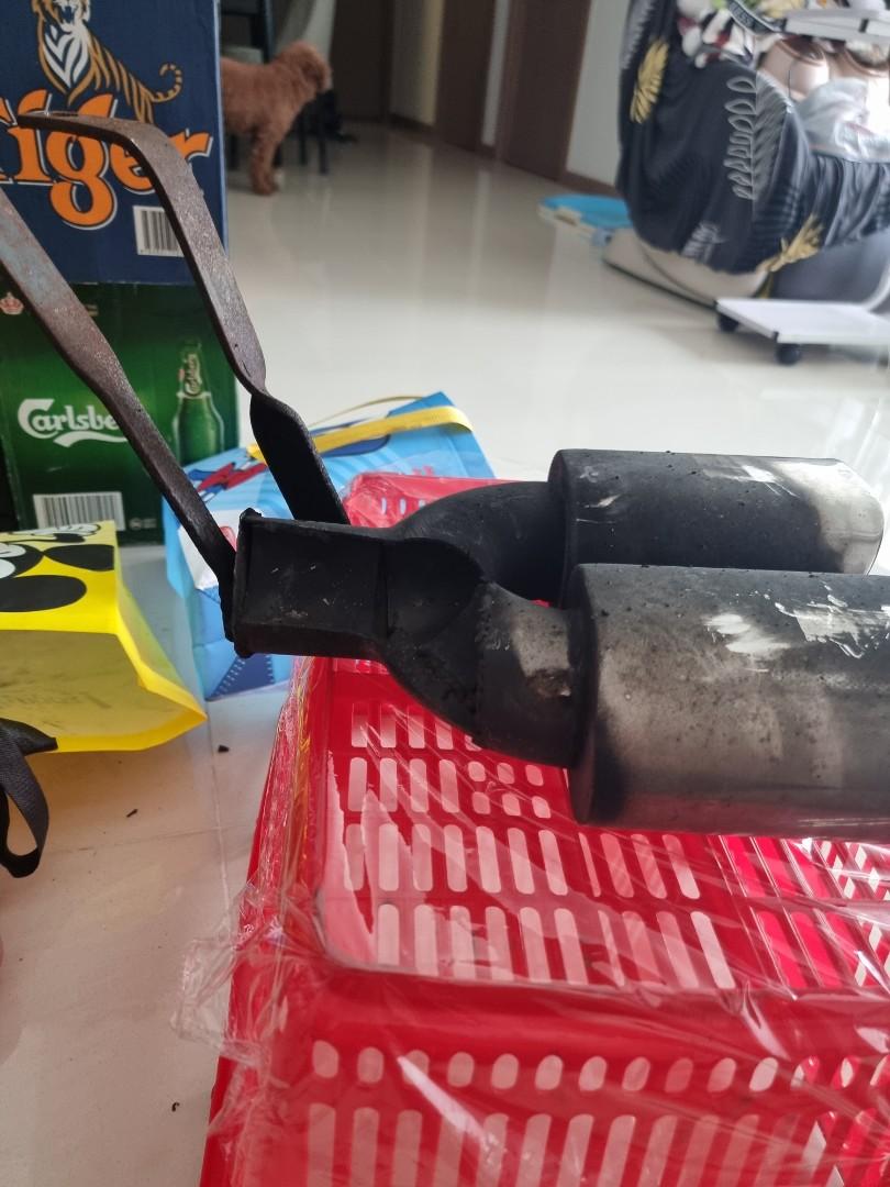 Toyota Estima Acr50 Rear bumper and dual exhaust tip, Car Accessories ...