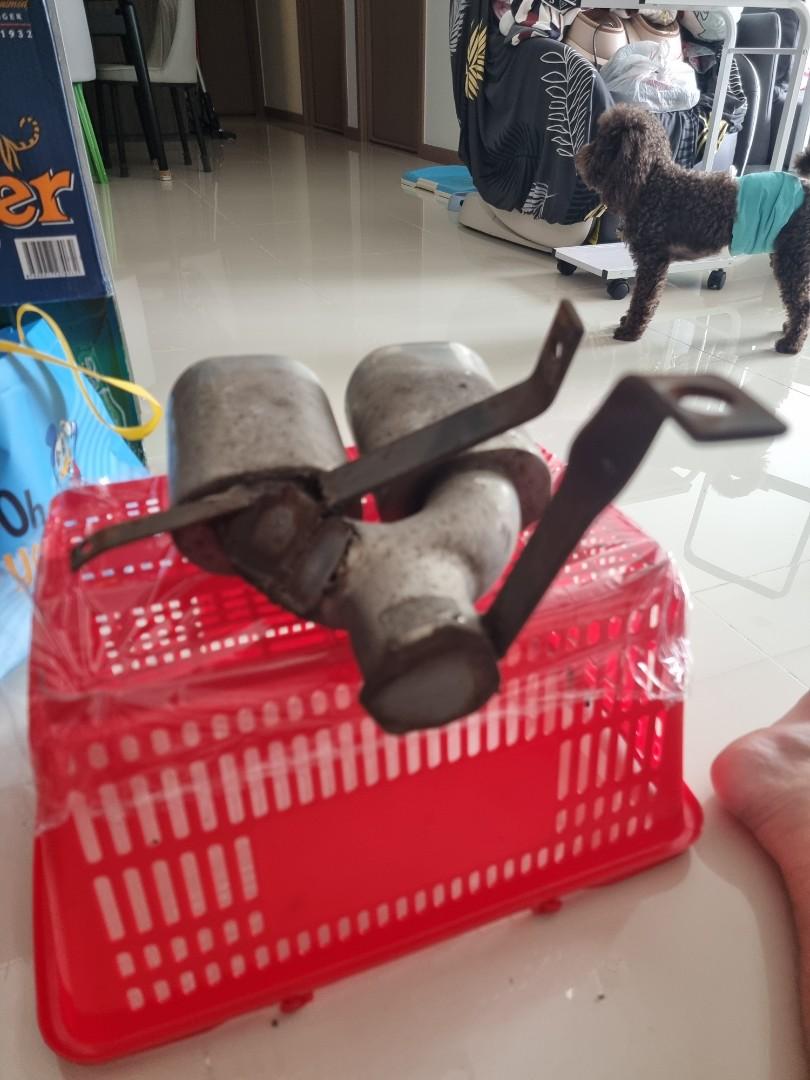 Toyota Estima Acr50 Rear bumper and dual exhaust tip, Car Accessories ...