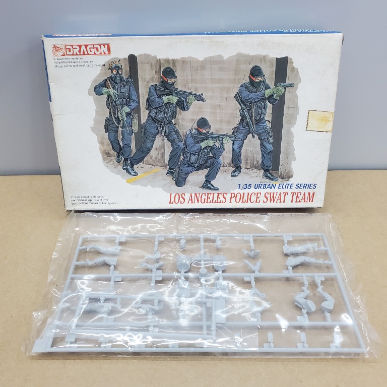 全新絕版 Dragon 威龍 6502 (1994年)-1/35-美國洛杉磯警察特警隊-城市精英系列 / Los Angeles Police ...