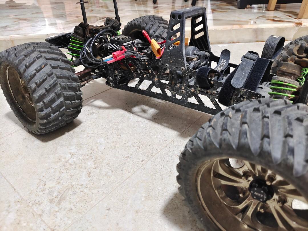 CEN REEPER 1/7 Monster Truck for CHEAP!, Hobbies & Toys, Toys & Games ...